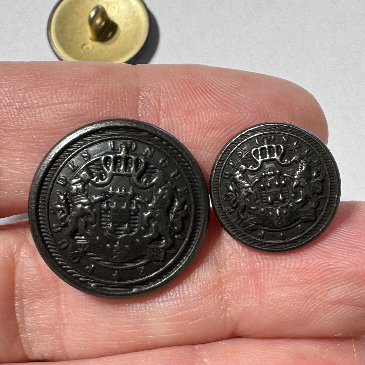 Button Crest and crown Blazer Button / Brass / Matte – Buttonmania