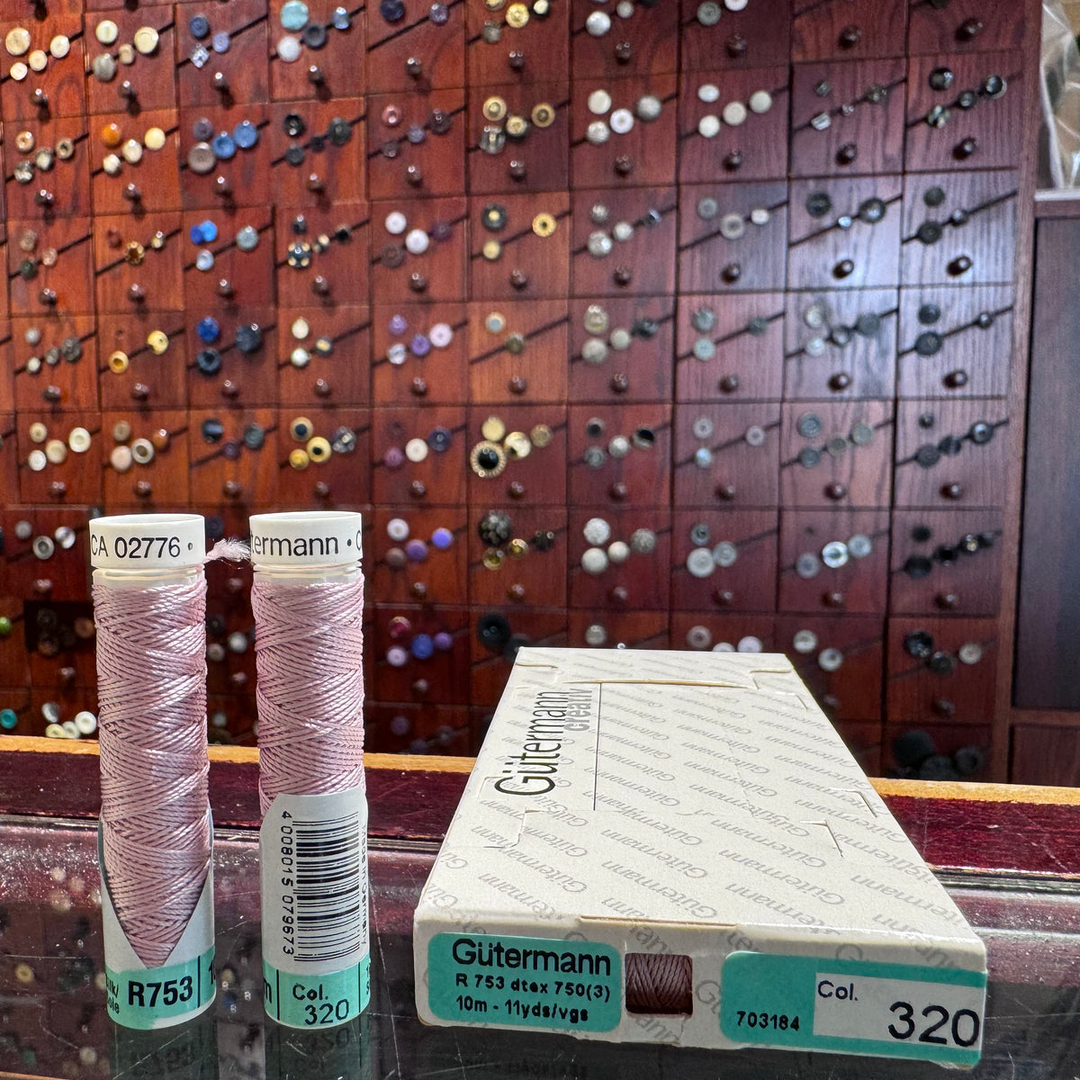 Dusky Pink #320 - Gutermann Buttonhole Silk Twist / 10m spool – Buttonmania