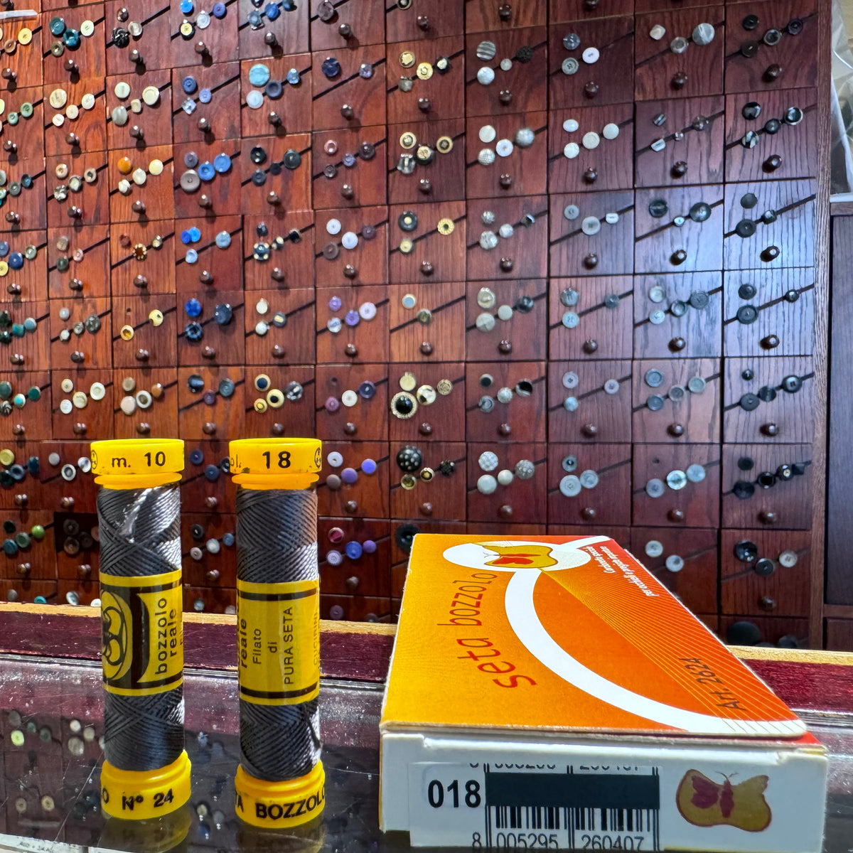 Elephant #018 - Seta Bozzolo Buttonhole Silk Twist / 10m spool ...