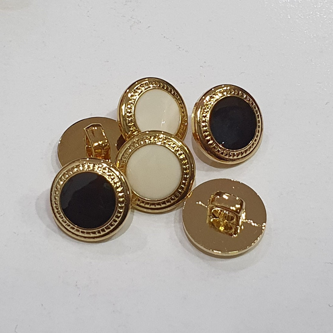 Button Gold Rim / Black Centre / Plastic – Buttonmania
