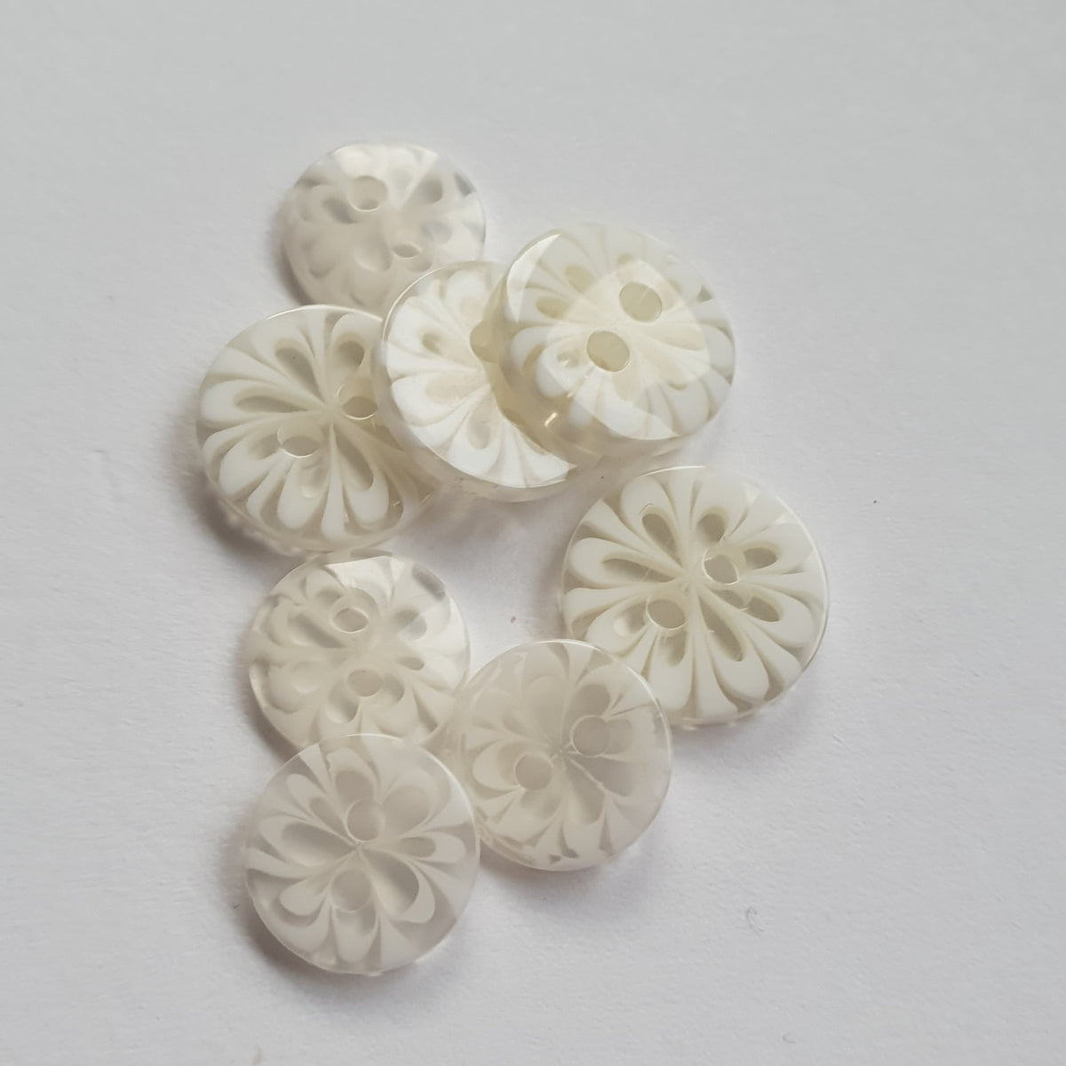 Clear & White Flower Buttons - 2 Hole – Buttonmania