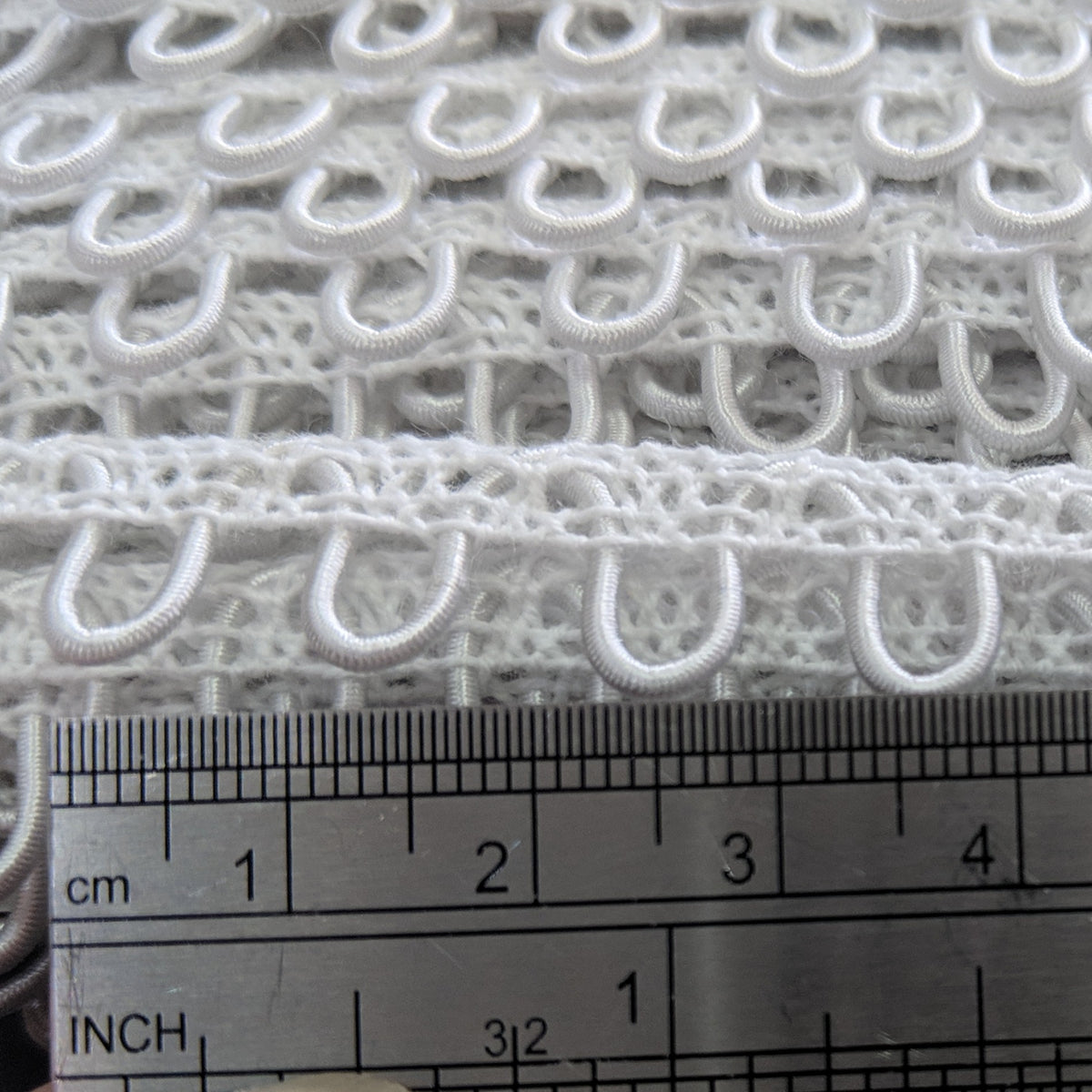 Bridal Loops / Rouleau Loops / White / per metre – Buttonmania