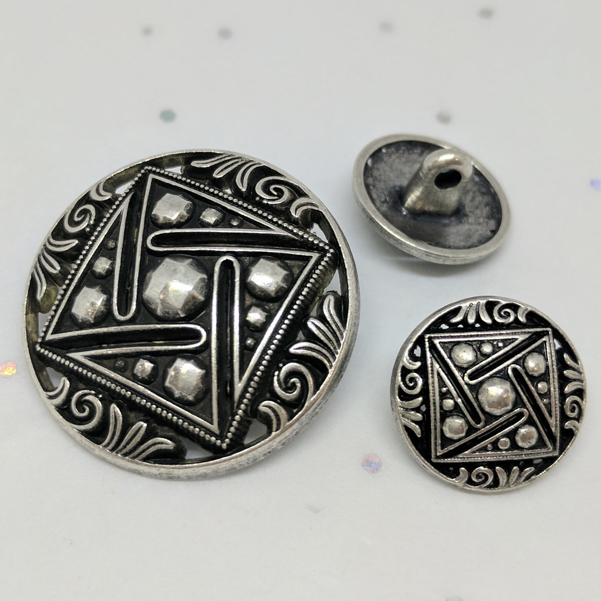 Button Nickel / Square Pattern / Shank – Buttonmania