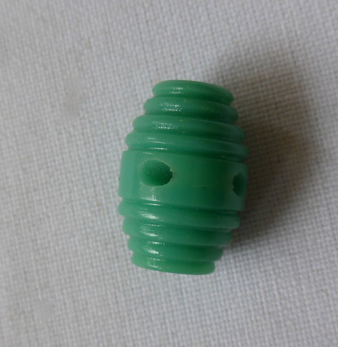 Green (Apple) / Barrel Toggle / Matte – Buttonmania