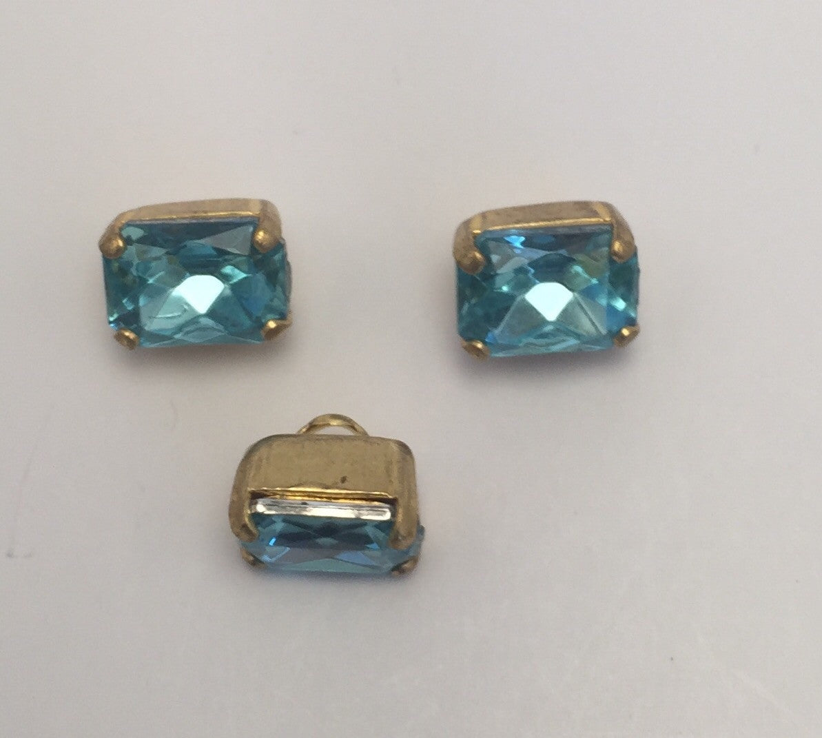 Blue (gold shank) / Rectangle / Crystal – Buttonmania