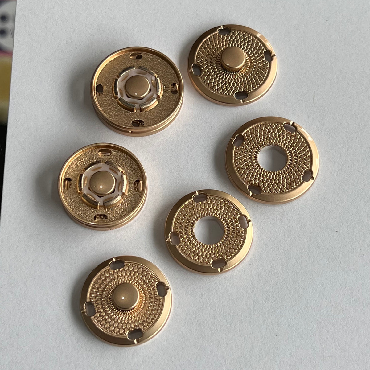 Snap fasteners / Decorative / Gold Matte – Buttonmania